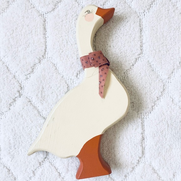 American Vintage | Accents | Vintage Handmade Hand Painted Wooden Duck ...